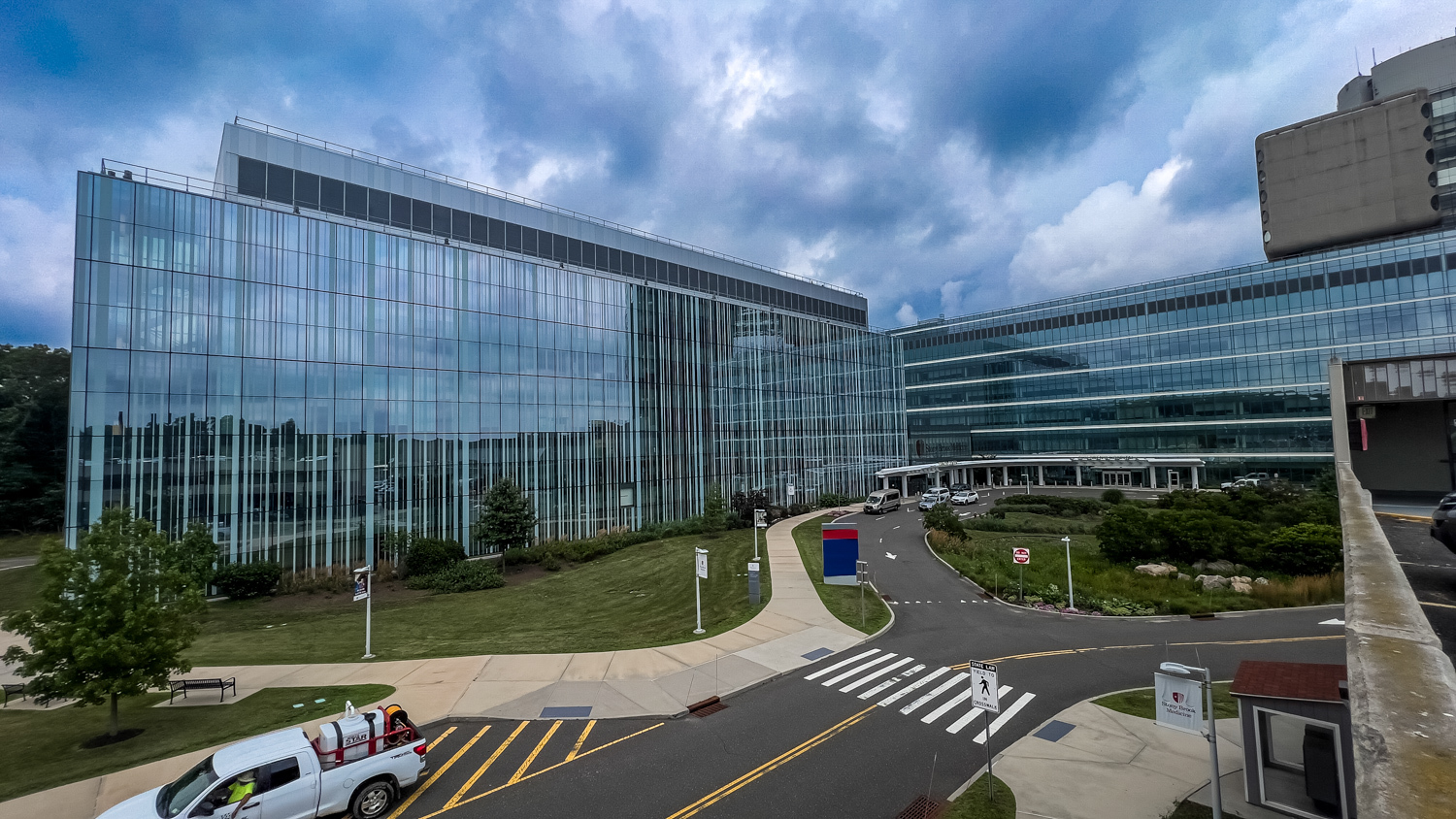 New Medical and Research Translation Building and New Bed and Support ...